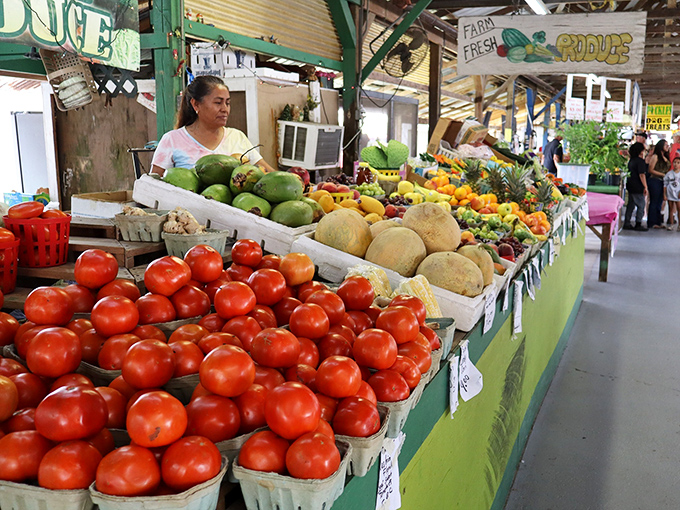 Nature's candy store! These farm-fresh tomatoes and tropical fruits haven't seen the inside of a refrigerated truck or heard the words "shelf-stable."