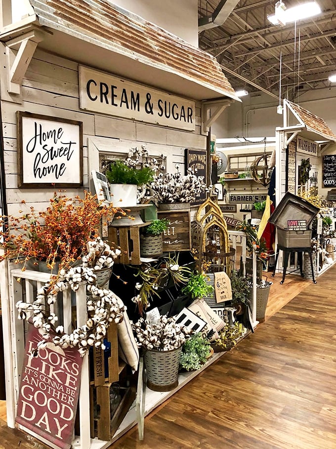Farmhouse chic meets Southern charm in this "Cream & Sugar" corner. Cotton stems and rustic signs create the perfect recipe for home-sweet-home vibes.