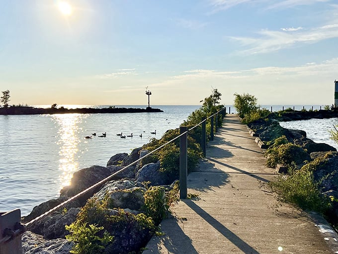 Stroll along this stone pier and feel your worries dissolve into Lake Erie. The perfect spot for contemplation&mdash;or practicing your best "I'm on a boat" pose.