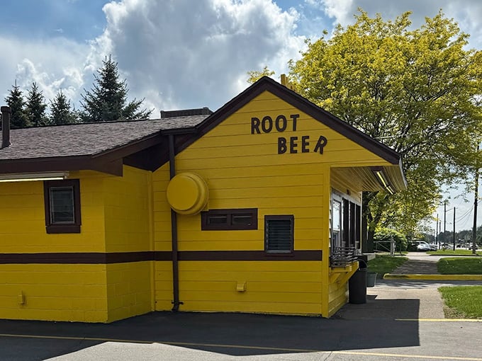 Bright as a summer day and twice as cheerful, this beacon calls to hungry souls everywhere.