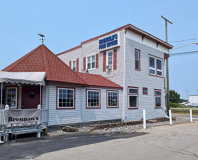 Brennan's white clapboard charm looks like a postcard from coastal New England &ndash; a fish house with serious small-town character.