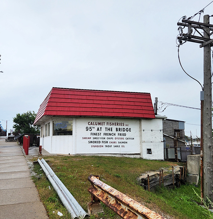 Calumet Fisheries stands proudly at the bridge &ndash; a tiny white building with a red roof and smoking skills that would make a pitmaster jealous.
