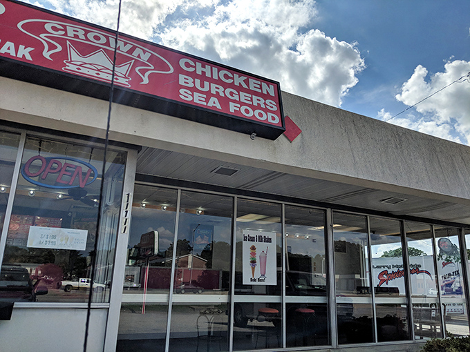 Crown's straightforward approach to storefront design mirrors their philosophy: let the exceptional chicken do all the talking.