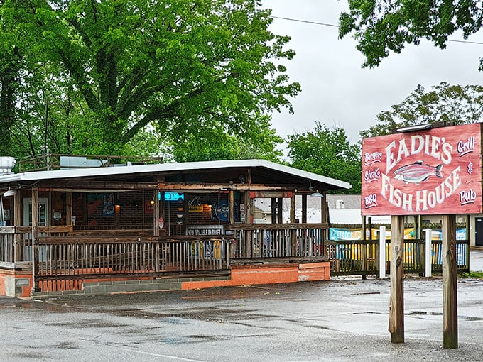 Eadies Fish House looks like the kind of place where fish stories get taller and the portions match the tales.