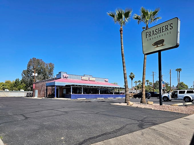 Palm trees and barbecue create the perfect Arizona marriage of desert vibes and smoky satisfaction.