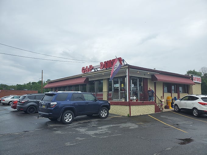 Sometimes the best treasures hide in plain sight - this unassuming exterior holds culinary gold within.