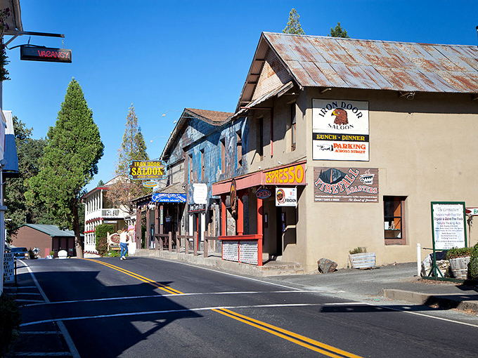 Groveland's main drag looks like a Western movie set that decided to stick around permanently. 