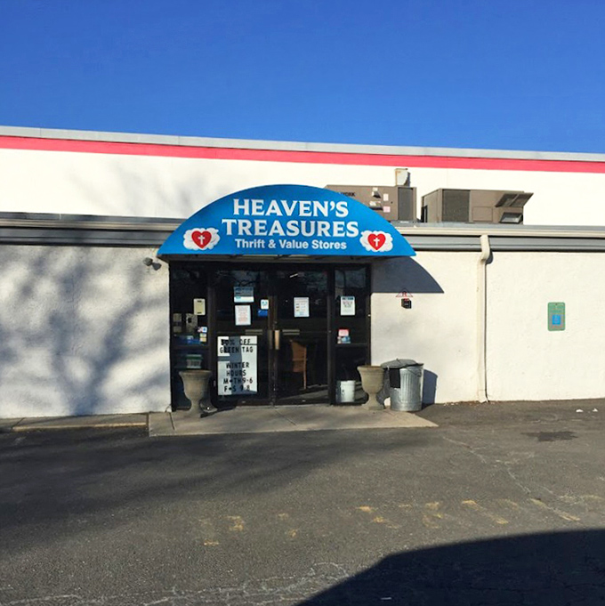 Heaven's Treasures lives up to its name with a heavenly selection of pre-loved items at down-to-earth prices.