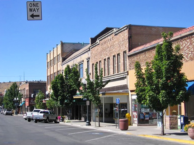 Klamath Falls' downtown shows off its practical beauty, where every dollar stretches like taffy.