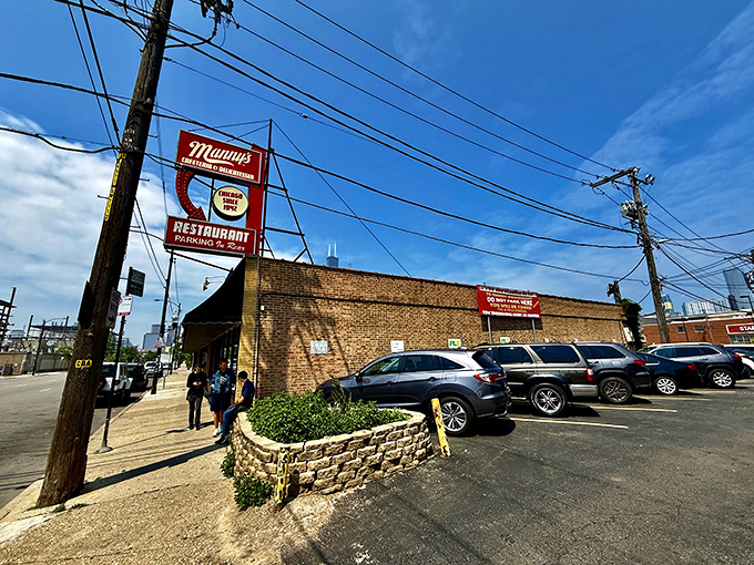 Manny's brick exterior and iconic sign have been calling hungry Chicagoans home since before your favorite jeans were in style.