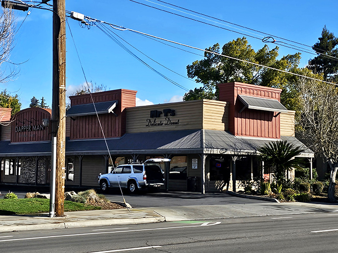 This classic Western-style building houses donut magic that would make any frontier town proud.