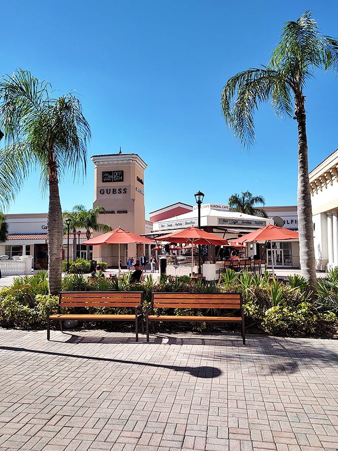 A more intimate shopping experience awaits. Sometimes the best treasures are found in smaller packages.