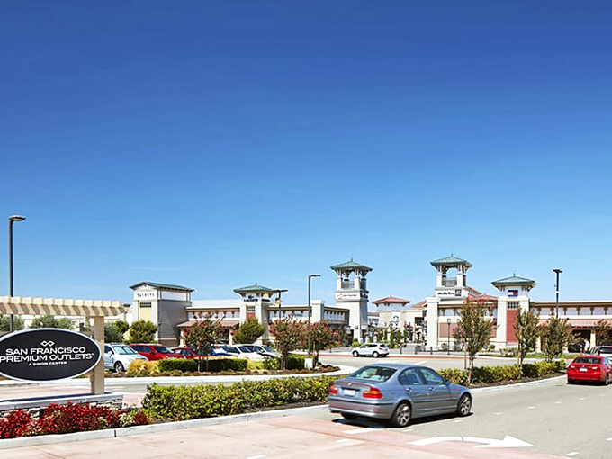 Tory Burch looking elegant even at outlet prices &ndash; proof that style doesn't require full retail commitment.