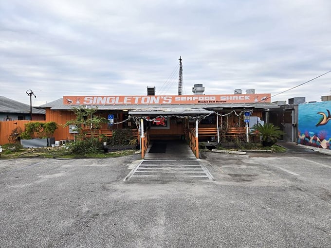 Singleton's bright orange sign stands out like a delicious warning: "Prepare for seafood that will ruin all other seafood for you!"