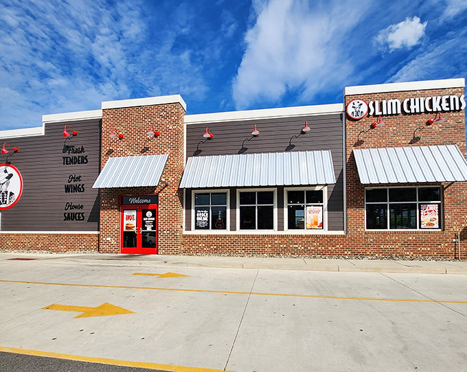 Slim Chickens brings a touch of modern flair to comfort food classics. Those red accents aren't just for show &ndash; they're warning signs for deliciousness ahead.