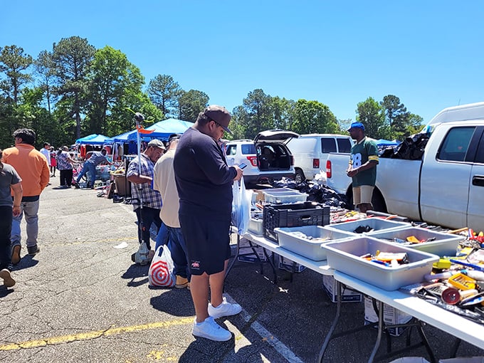 The best flea markets feel like outdoor festivals where everyone's invited to the bargain-hunting party.