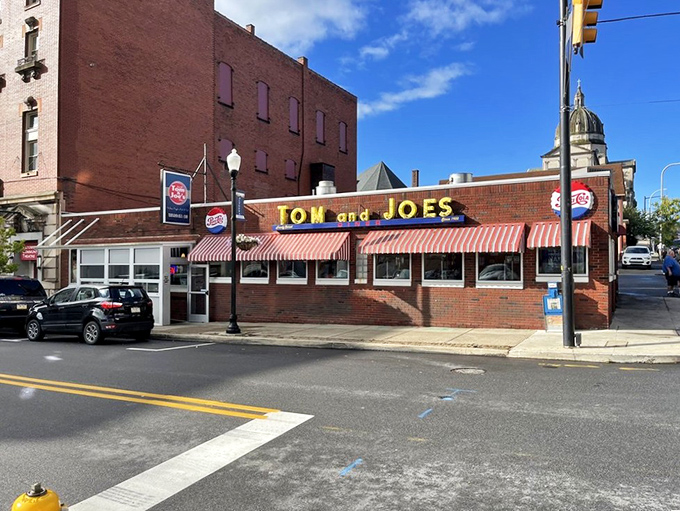 Tom & Joe's red-and-white awning is like a beacon of hope for the breakfast-deprived. Those windows have witnessed countless happy food comas.