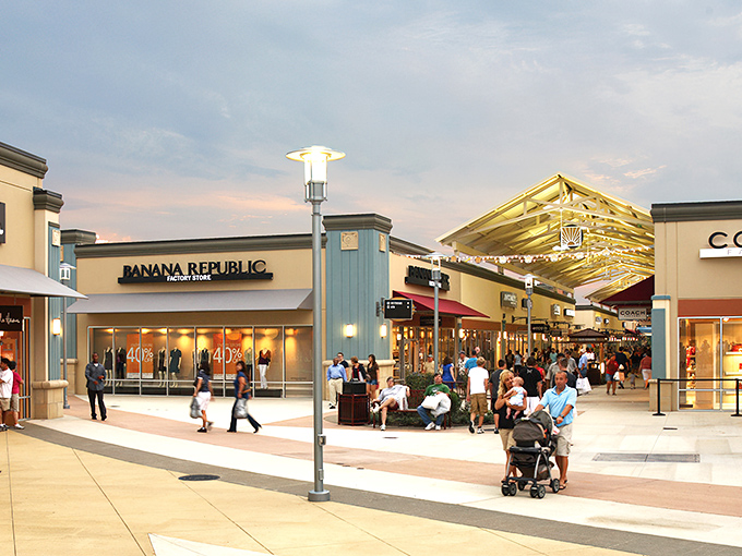 Covered walkways mean weather can't rain on your bargain-hunting parade here.