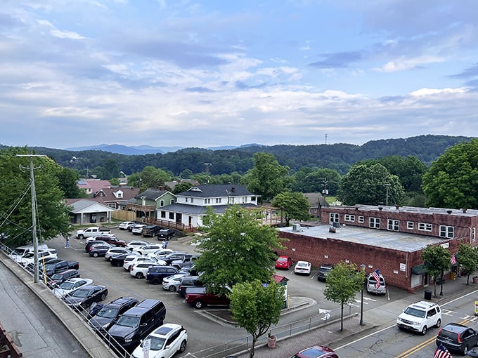 This cozy mountain town proves that the best things in life come in small, affordable packages.