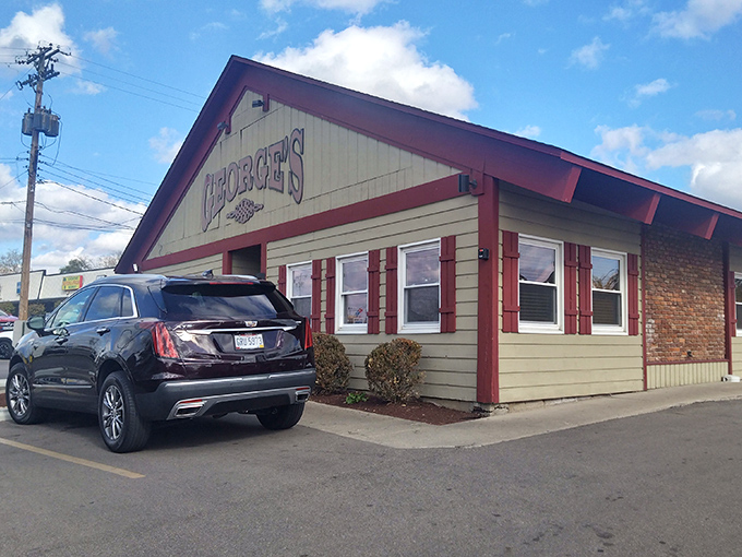 That welcoming exterior promises the kind of meals that make you want to loosen your belt.