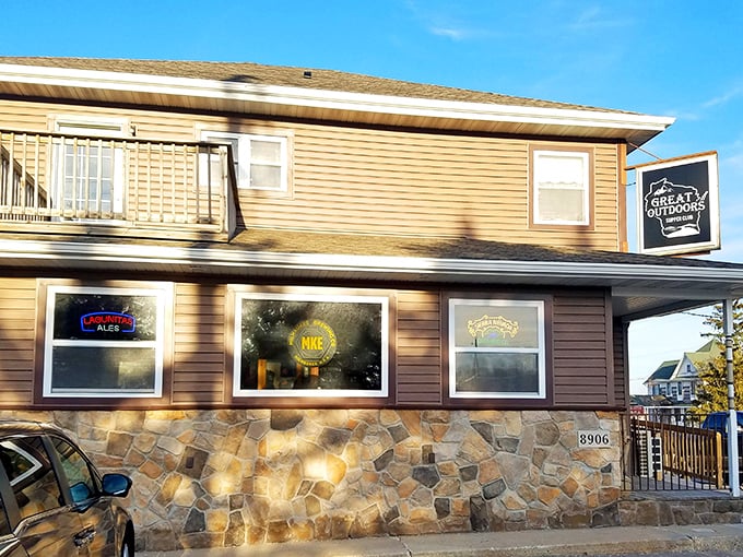 When your supper club looks like a vacation cabin, every meal feels like a getaway.