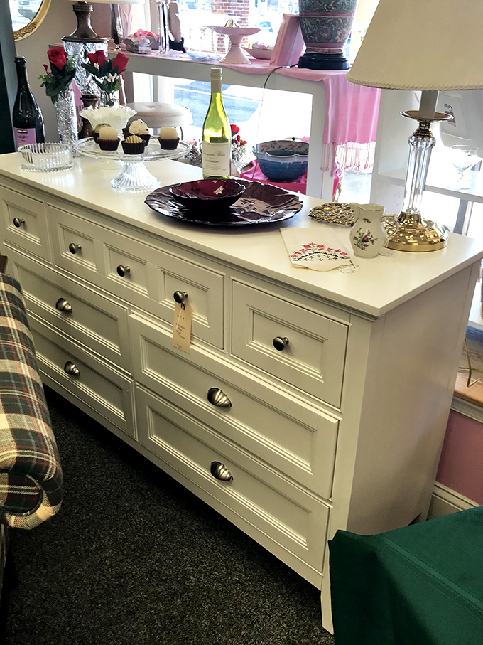 That pristine white dresser proves one person's donation becomes another's perfect home d&eacute;cor centerpiece treasure.