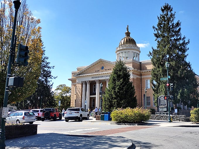 Mountain town elegance without the mountain-sized bills - Hendersonville's courthouse stands majestically among the community.