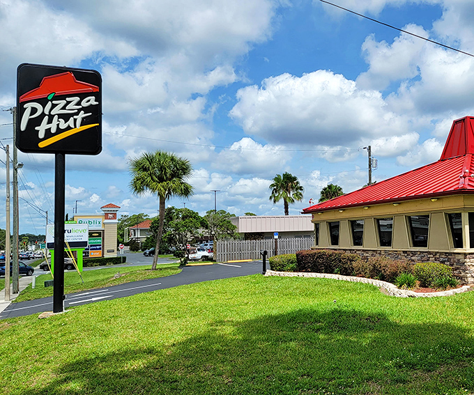 Even Pizza Hut gets the tropical treatment in Inverness&mdash;that iconic red roof practically winking at palm trees like old friends.