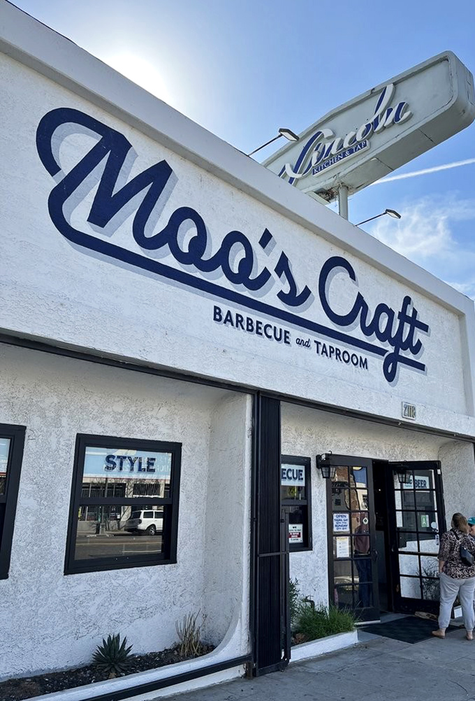 The warm glow of Moo's Craft Barbecue promises a meat experience worth crossing town for&mdash;possibly worth crossing state lines for.