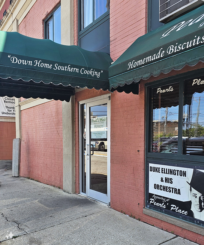 Don't judge this book by its cover &ndash; inside lies some of Chicago's best comfort food.