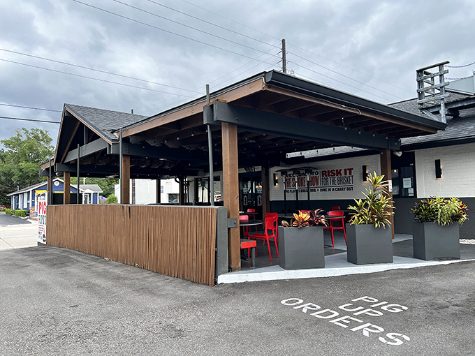 Modern meets traditional at this Orlando spot where contemporary design houses time-honored barbecue techniques and flavors.