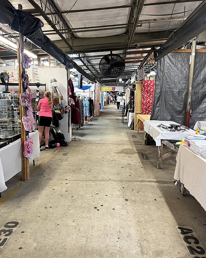 Indoor aisles packed with vintage finds. If these walls could talk, they'd probably say, "Yes, we have that collectible you've been searching for!"