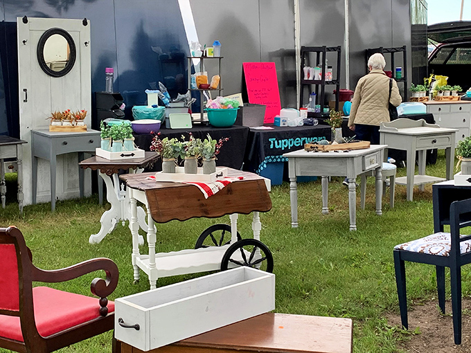Shabby chic heaven! Painted furniture with just the right amount of wear tells stories of Wisconsin farmhouses from decades past.