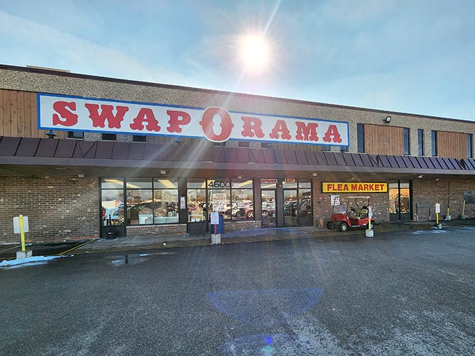 Indoor comfort meets outdoor adventure in this sprawling marketplace where cultures blend beautifully together.