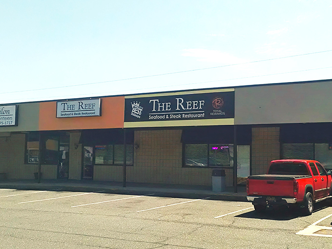 The Reef proves that great food doesn't need an ocean view - just ocean-fresh ingredients. 