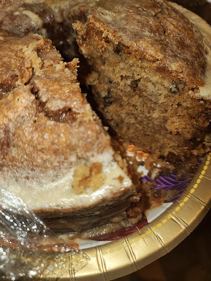 This isn't just cake; it's edible nostalgia with a crumb structure that would make Paul Hollywood blush with envy.