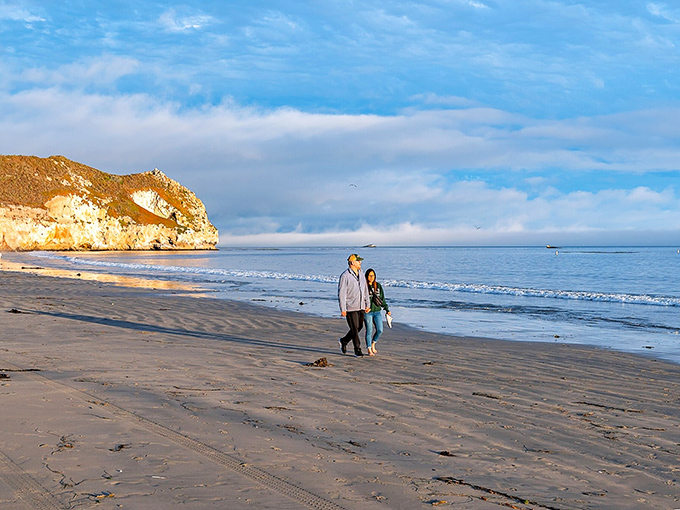 Morning walks along Avila's shoreline offer the kind of peaceful moments that expensive meditation apps try desperately to recreate.