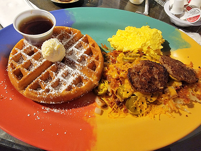 The Belgian waffle and breakfast skillet combo: proof that sometimes you don't have to choose between sweet and savory. Life's too short!