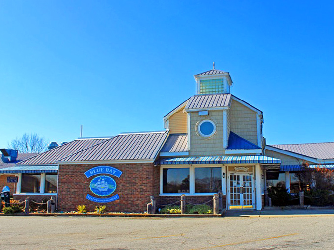 Blue Bay Seafood's nautical-themed exterior promises ocean treasures in the foothills&mdash;proof that good seafood, like good retirees, can thrive far from the coast.