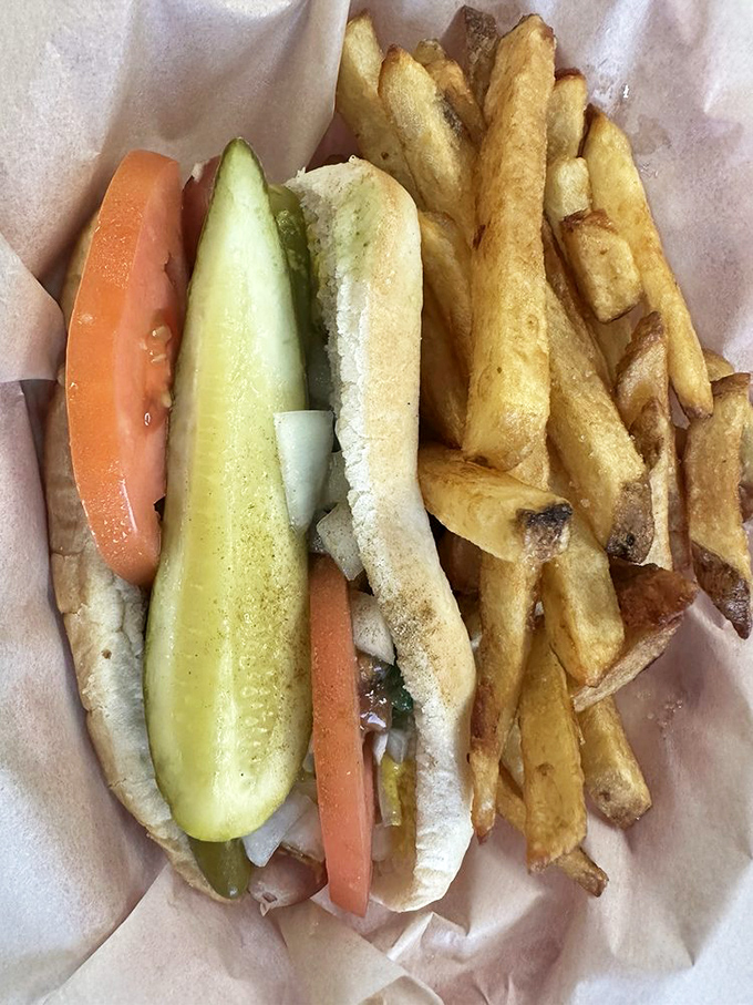 The Chicago-style hot dog at Frannie's follows all the sacred rules: no ketchup in sight, pickle spear standing at attention, and fries that could make a Frenchman weep.