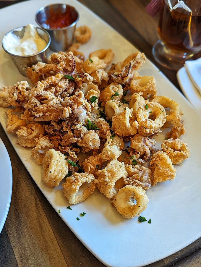 Crispy calamari that doesn't know the meaning of rubbery. These golden rings deserve their own spotlight and standing ovation.