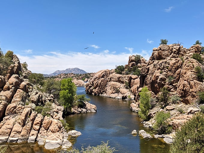 A river runs through it – "it" being some of the most spectacular rock formations this side of a national park.