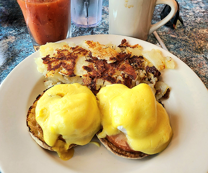 Eggs Benedict: where hollandaise meets Canadian bacon in a morning romance that's lasted longer than most Hollywood marriages.