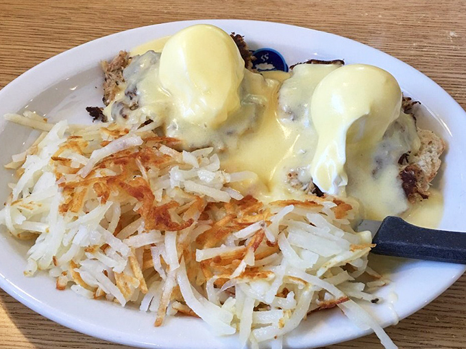 Eggs Benedict so perfectly executed, it deserves its own Florida postcard. That hollandaise sauce is practically sunbathing on those poached eggs.