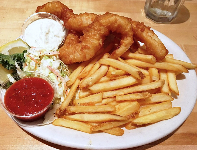 The crunch heard 'round the harbor. Golden-battered fish and crispy fries that would make a British pub jealous, California sunshine included.