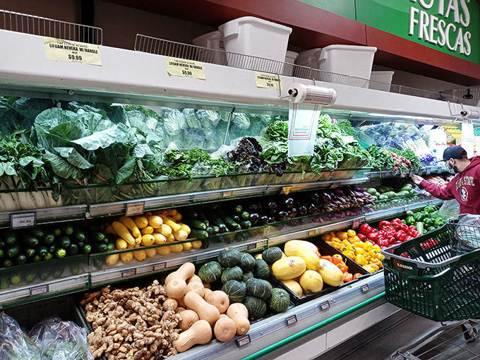 Farm-to-flea-market freshness that puts supermarket produce to shame. These vibrant vegetables haven't spent half their lives in cold storage.