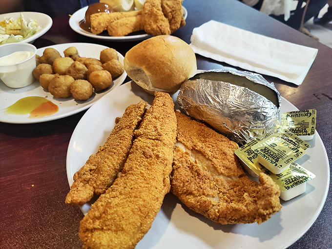 Crispy, golden catfish that would make Mark Twain himself put down his pen and pick up a fork.