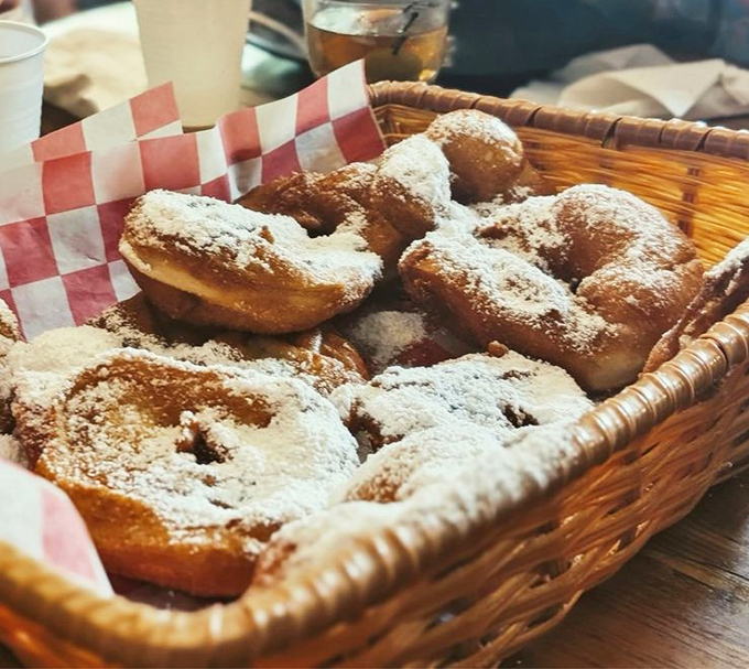 Powdered sugar-dusted fry bread that would make your grandmother both jealous and proud. Worth every delicious calorie.