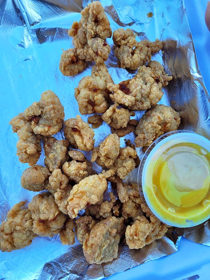 Golden-fried gator tail that would make even Florida natives nod in approval. The perfect crunchy-to-tender ratio that makes trying new things worthwhile.