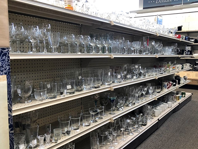 Crystal kingdom! These gleaming glasses await their second act &ndash; from casual Tuesday dinners to hosting your next impromptu cocktail party.